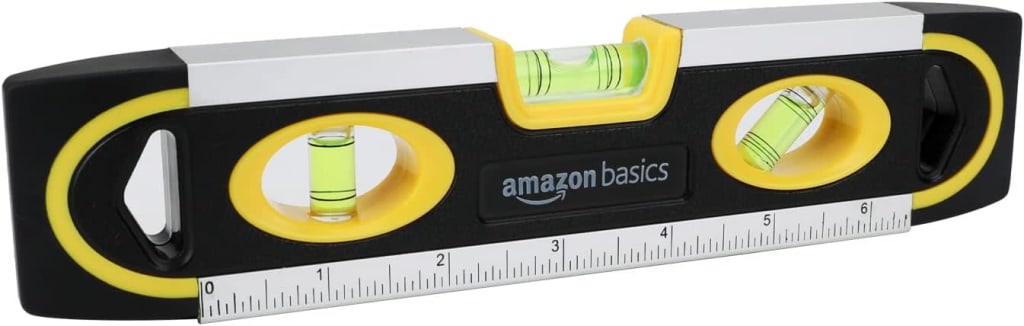 Amazon Basics 9" Magnetic Torpedo Level and Ruler: $6