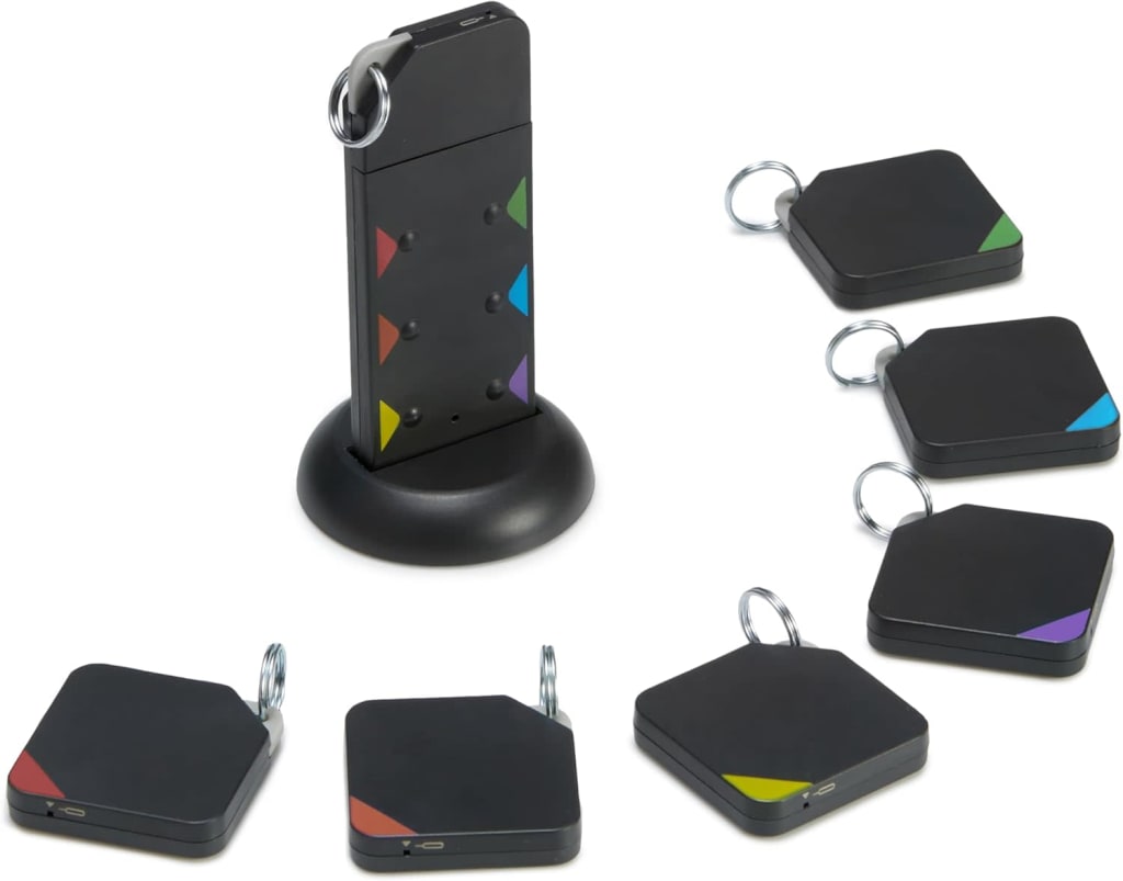 Amazon Basics Key Finder w/ 6 Smart Trackers: $12