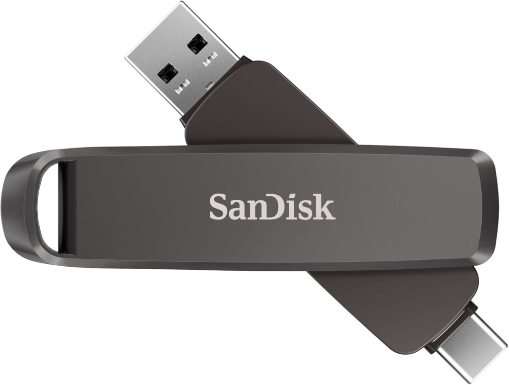 SanDisk 1TB Extreme PRO Dual Drive 1TB Flash Drive: $85 - SDDDE1-1T00-G46