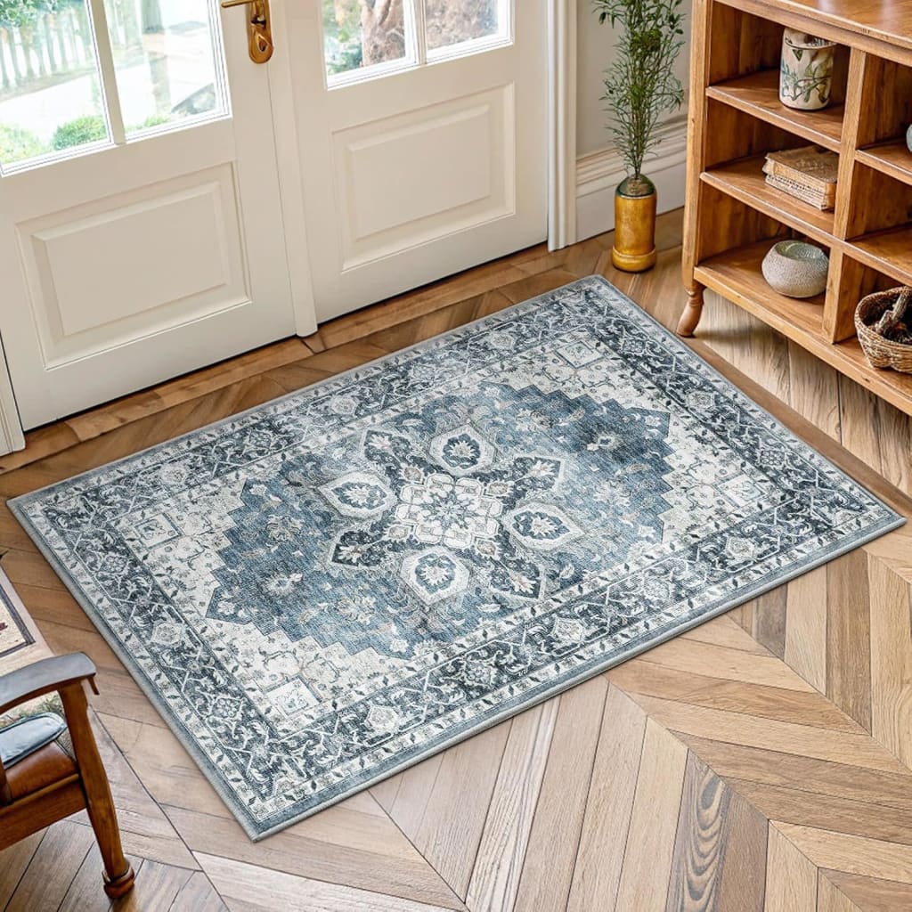 Amada Home Furnishing 2x3-Foot Washable Vintage Area Rug: $6.99
