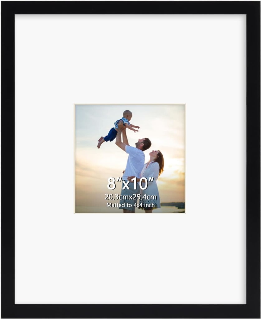 Hoikwo 8" x 10" Signable Plastic Frame: $3.99