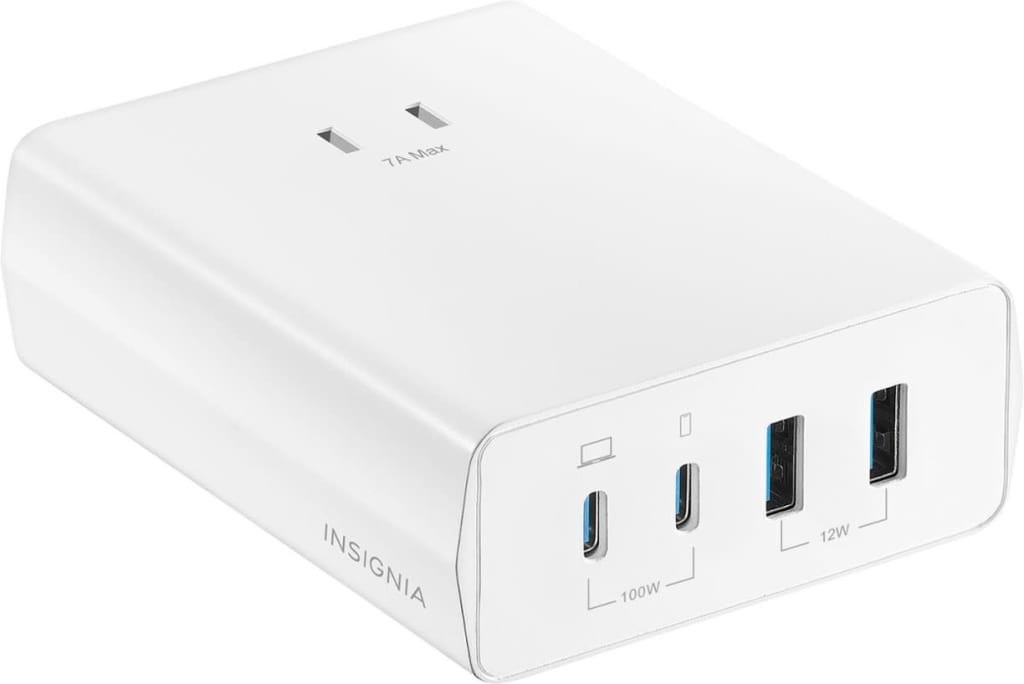 Insignia 100W 4-Port USB / USB-C Desktop Charger Kit for $38 - NS ...