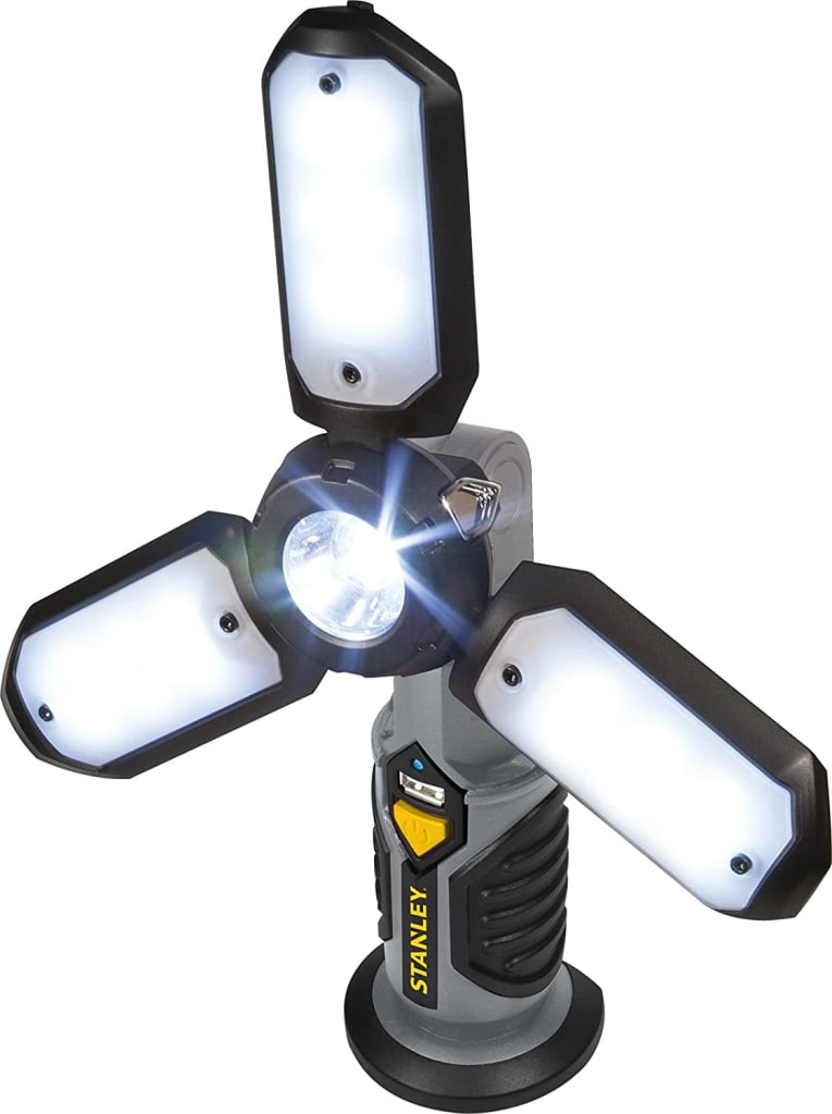 Stanley Tools Stanley 500-Lumen Work Light for $9 - SAT5S