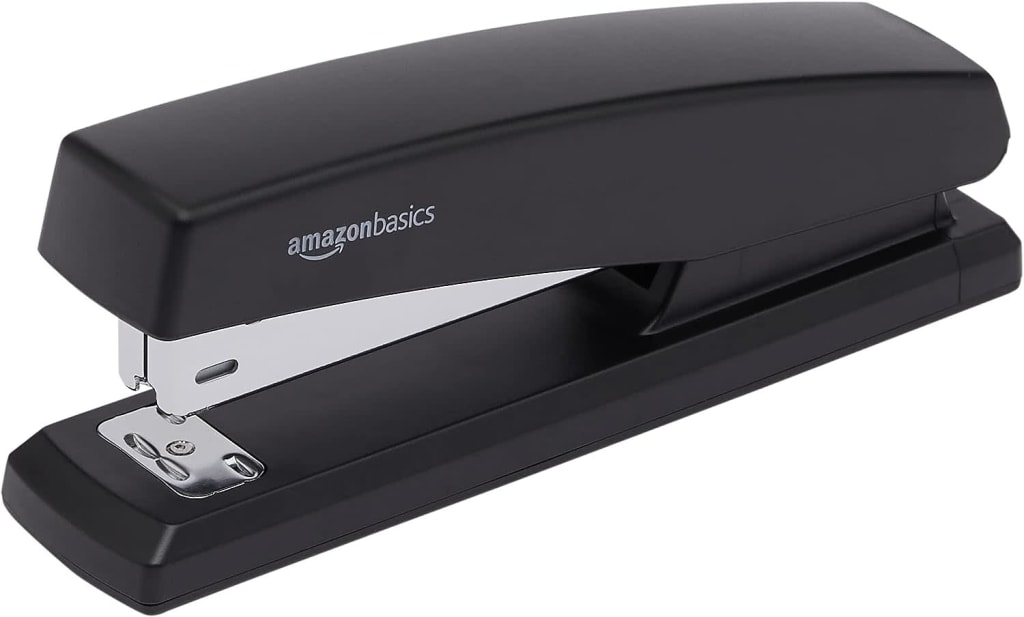 Amazon Basics Stapler with 1,000 Staples for $6 - DLSP-01
