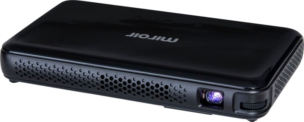Miroir M190 Mini Pro Projector for $140